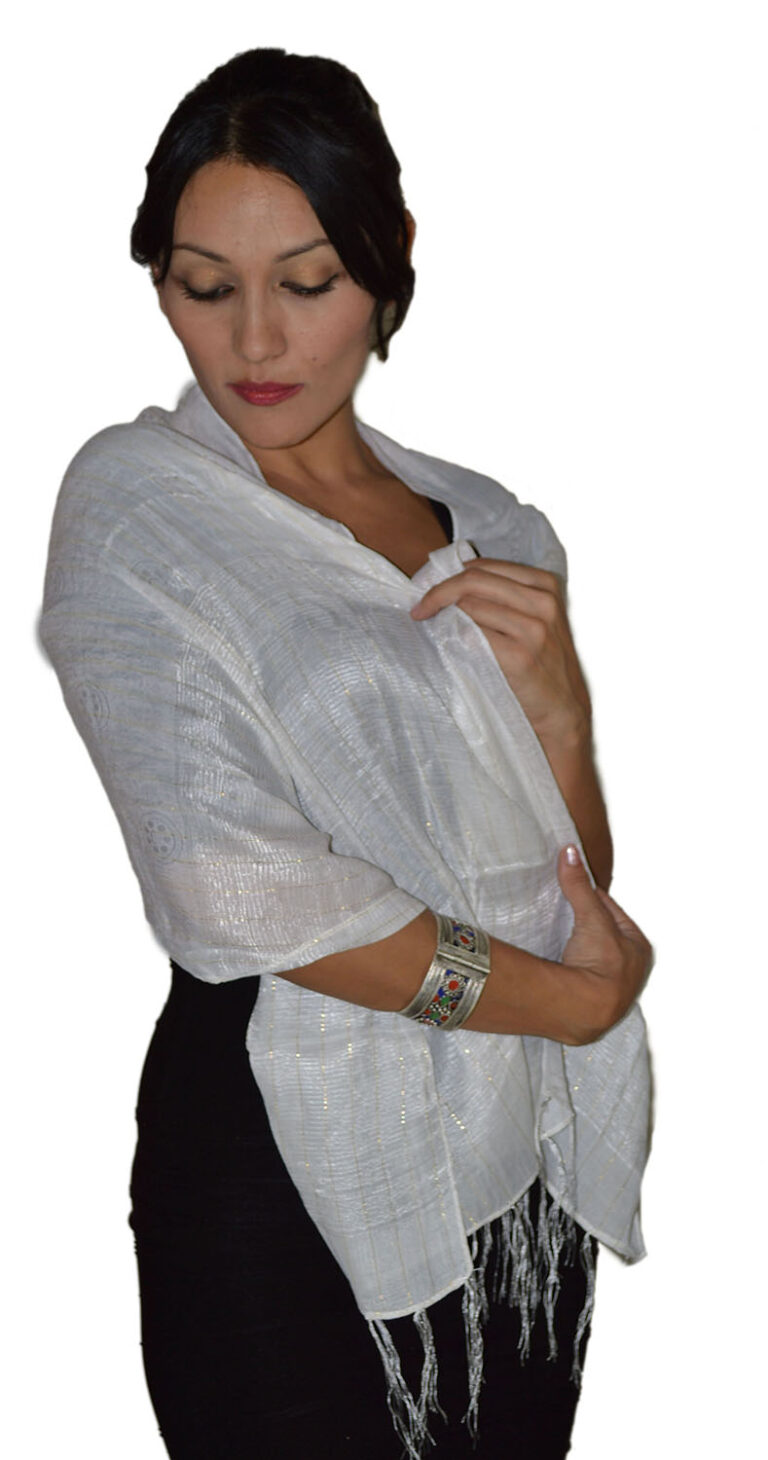Moroccan Scarves and Shawls | Moroccan Furniture